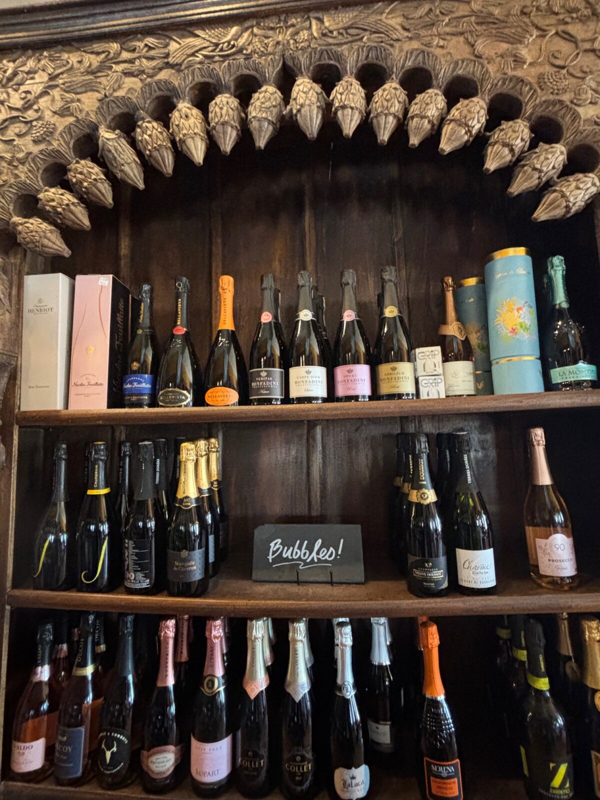 The Market & Deli – Beau's Bar & Bistro